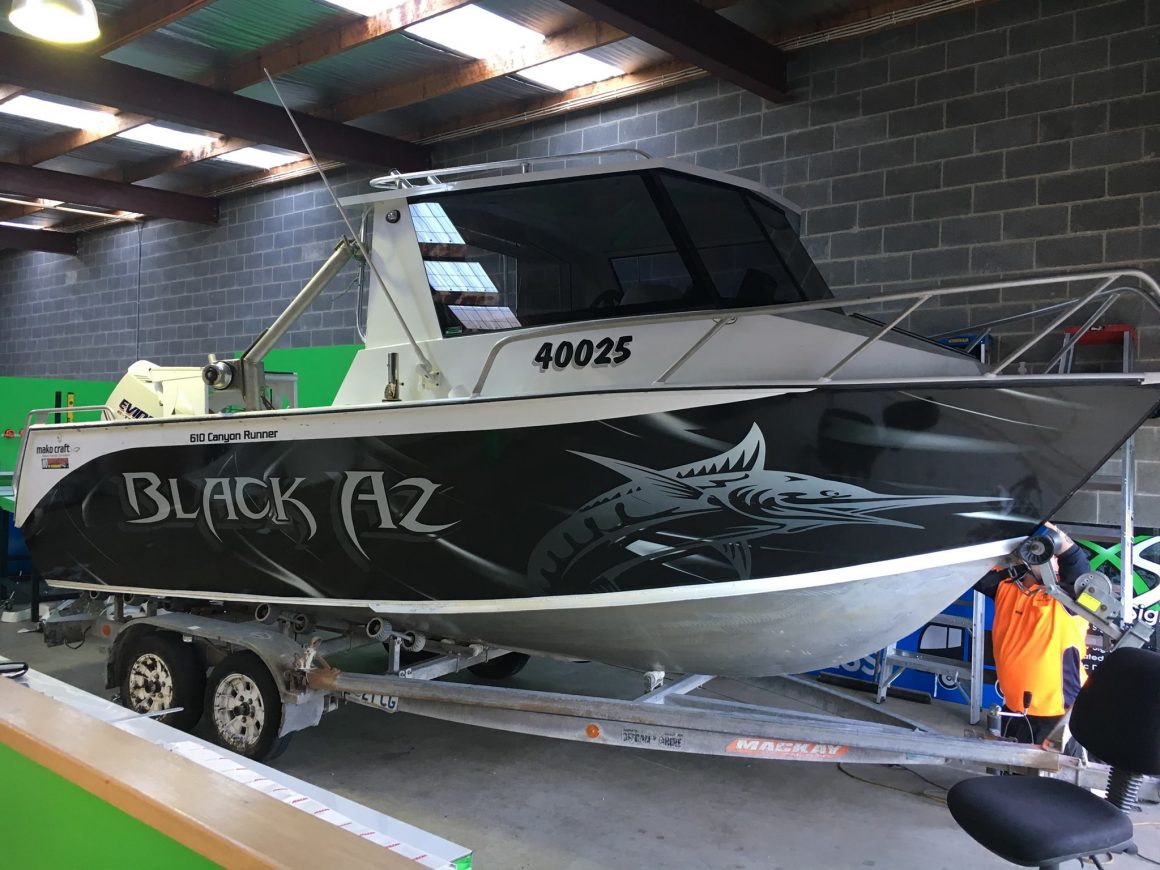 Custom boat graphics | Xpress Signs